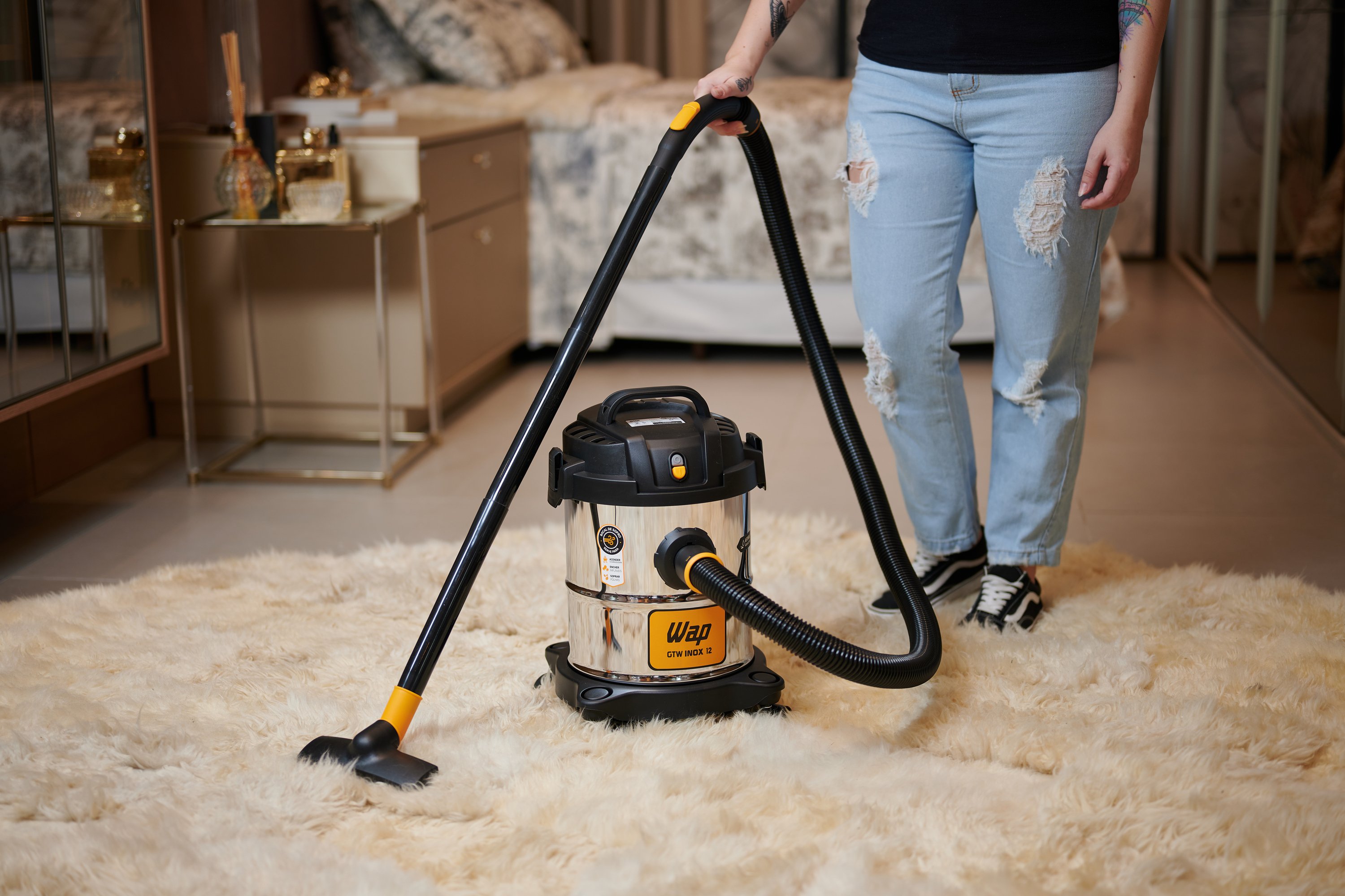 Aspirador de Pó e Água WAP GTW 12 1400w 160mbar 12L Compacto e Robusto com Soprador Inox 127V ...